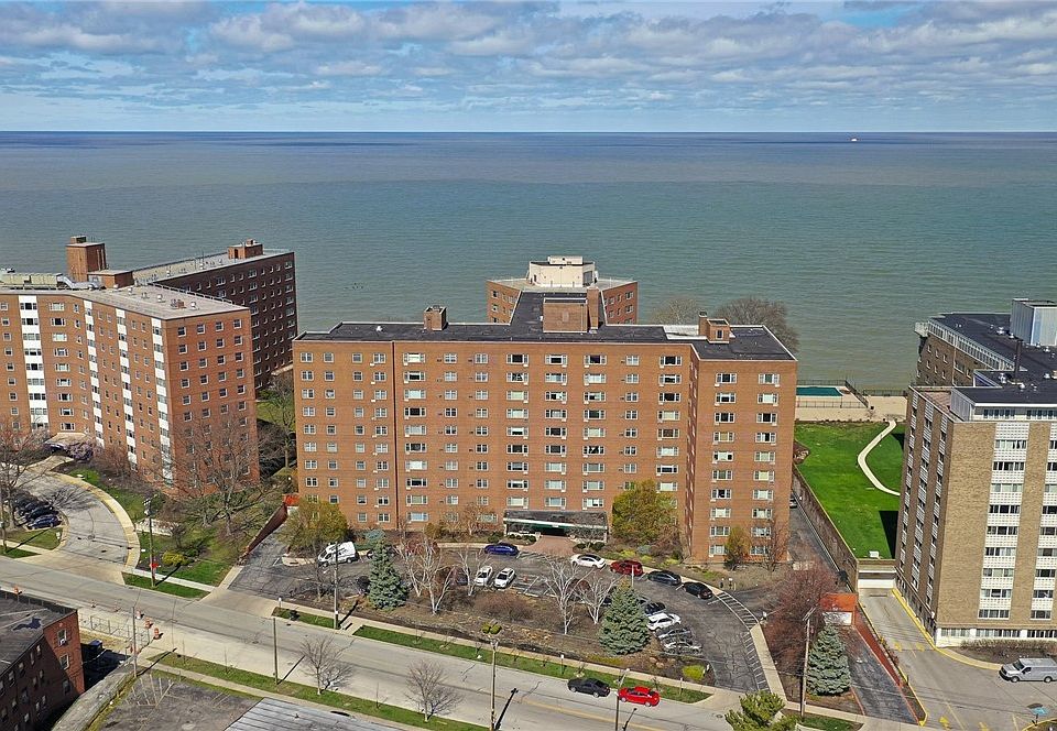 11820 Edgewater Dr APT 716, Lakewood, OH 44107 | Zillow