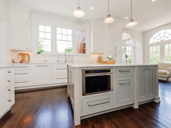 2733 Kingston Pike, Knoxville, TN 37919 | Zillow