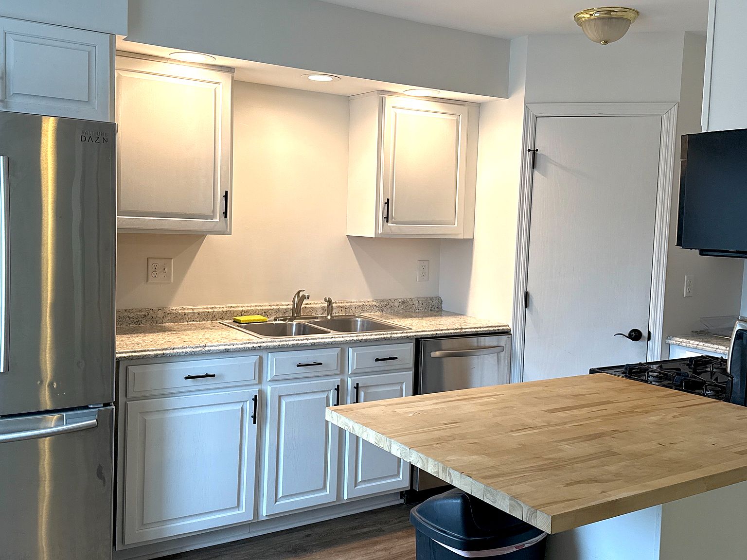 114 S Buffalo St #A, Warsaw, IN 46580 | Zillow