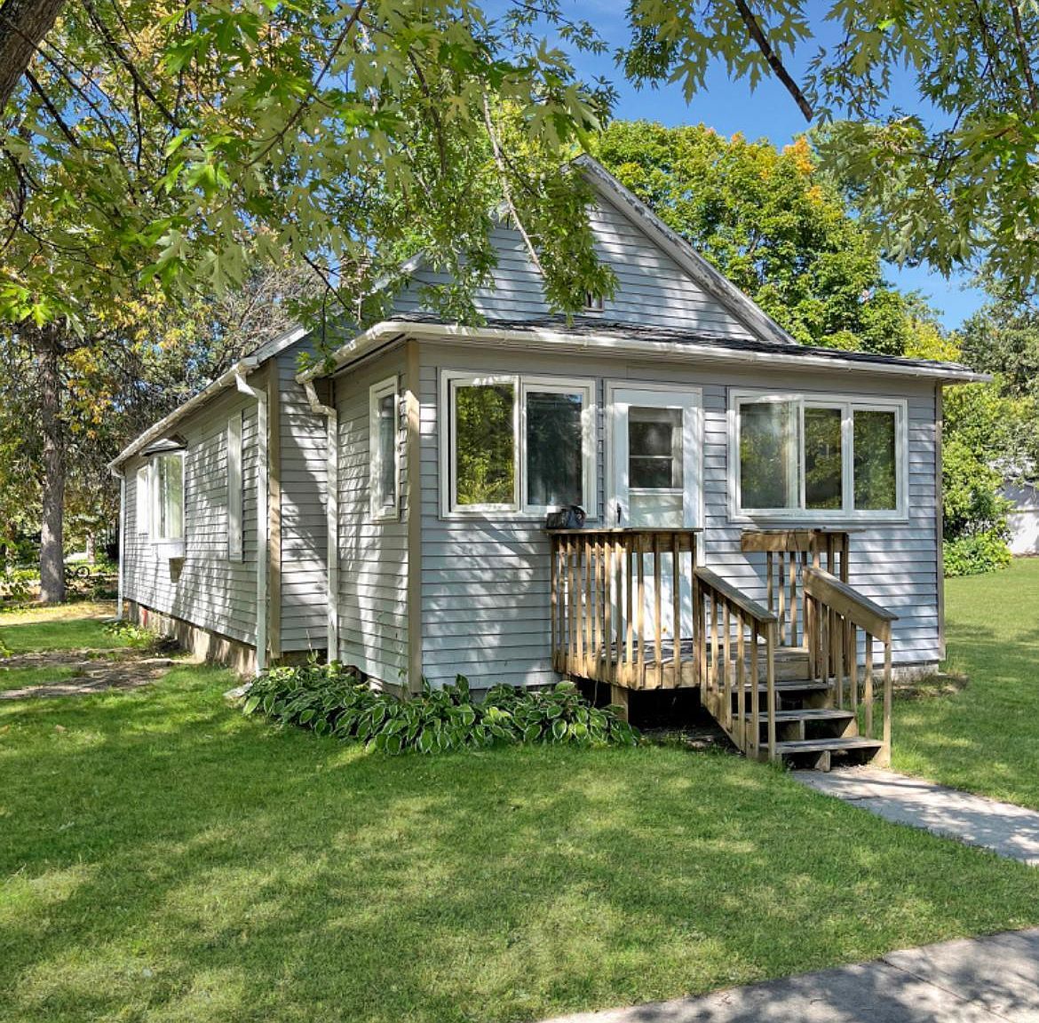 401 NE 6th St, Grand Rapids, MN 55744 | MLS #6414606 | Zillow