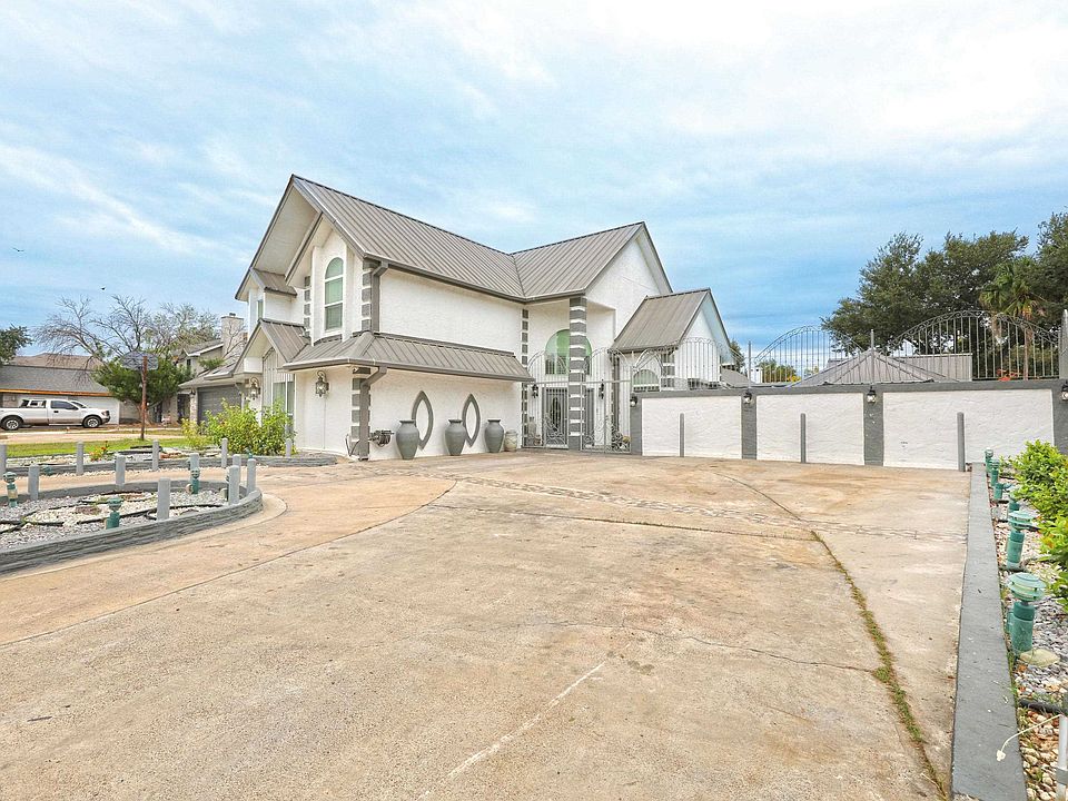 1305 Kimberly Dr, Laredo, TX 78045 | MLS #20231868 | Zillow
