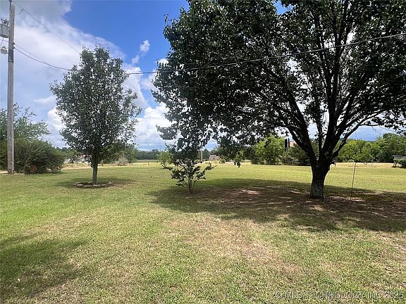 146 N Erwin St, Stringtown, OK 74569 | Zillow