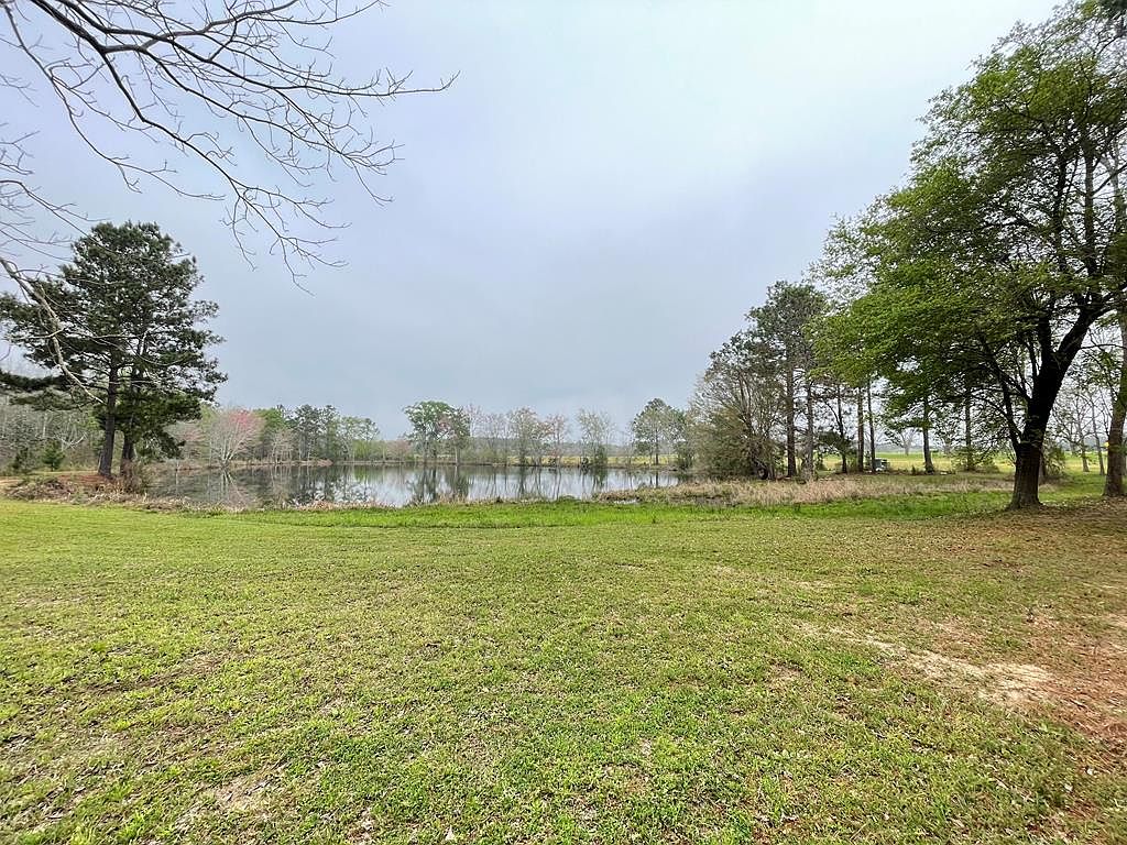 865 Holt Rd, Wray, GA 31798 | MLS #111843 | Zillow