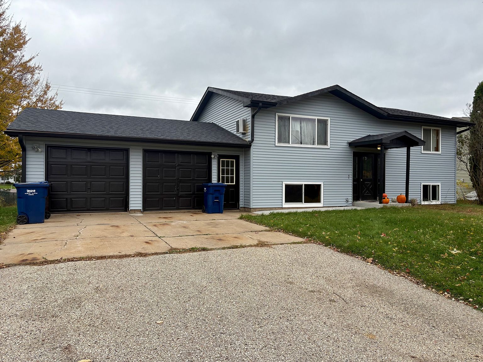 823 Goodman Ct E #2, Sparta, WI 54656 | Zillow