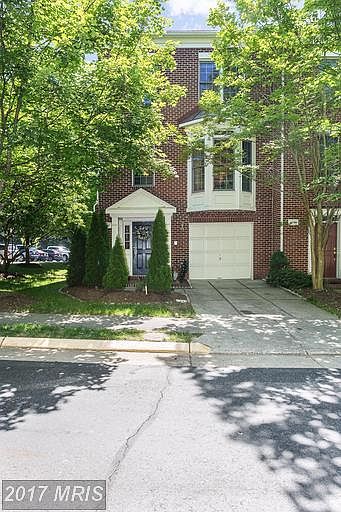 4057 Heatherstone Ct, Fairfax, VA 22030 | Zillow