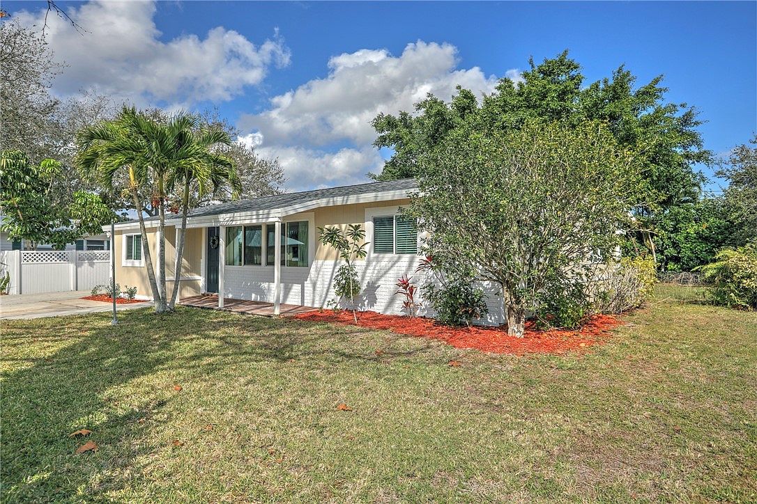 674 Forster Ave, Sebastian, FL 32958 | MLS #274580 | Zillow