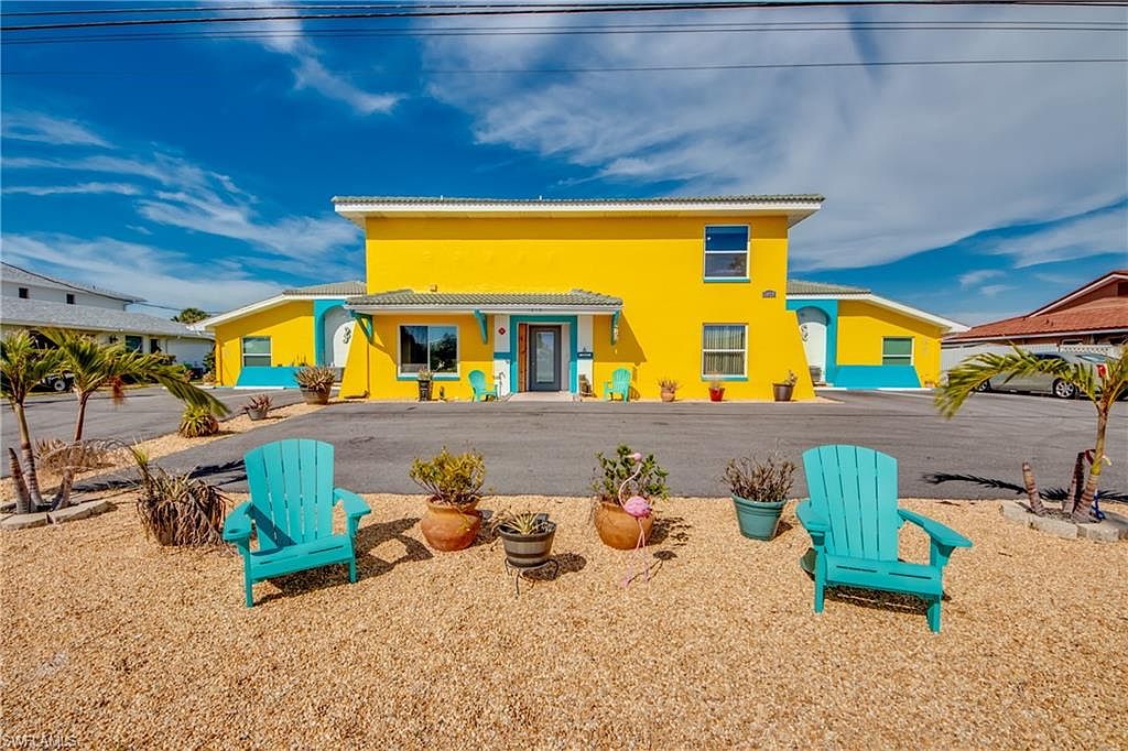 1019 SE 40th St APT B, Cape Coral, FL 33904 | MLS #224016179 | Zillow