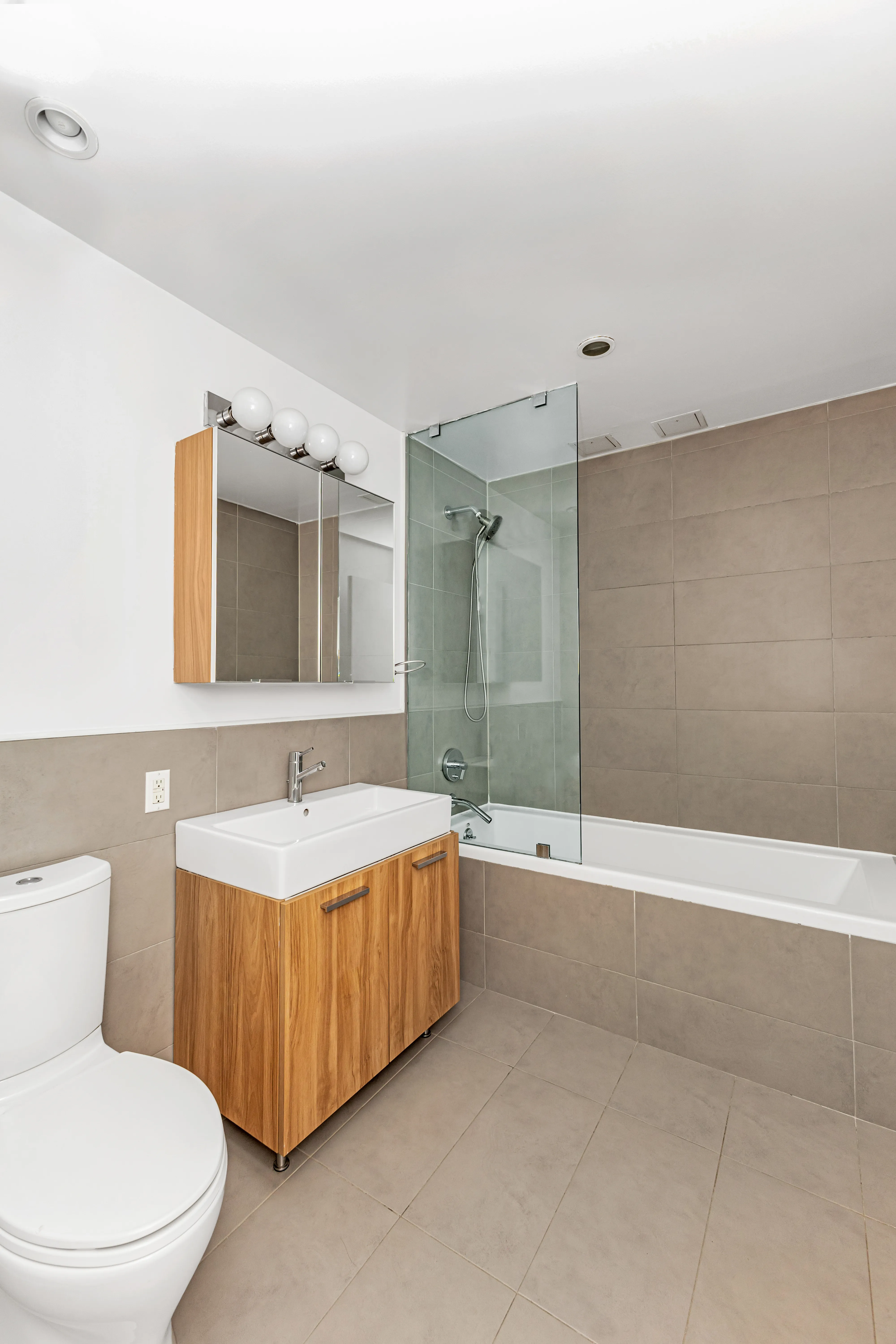 50 North 1st Street #3B in Williamsburg, Brooklyn | StreetEasy