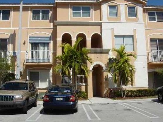7080 NW 177th St #20313, Hialeah, FL 33015 | Zillow