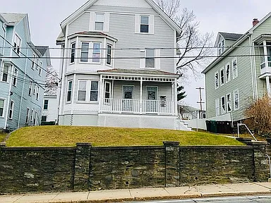 580 Park Ave Woonsocket RI | Zillow