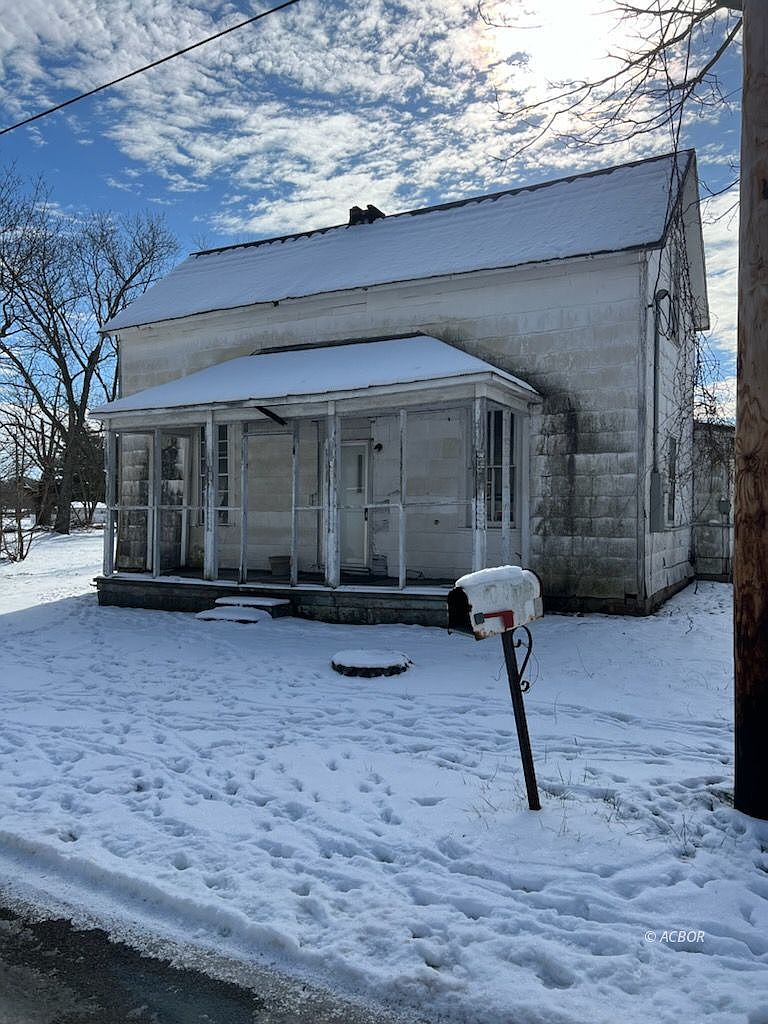 40 W 8th St, Wellston, OH 45692 | MLS #2431574 | Zillow