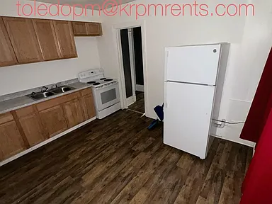 318 - 320 Wasaon St - 318-320 Wasaon St Toledo OH | Zillow