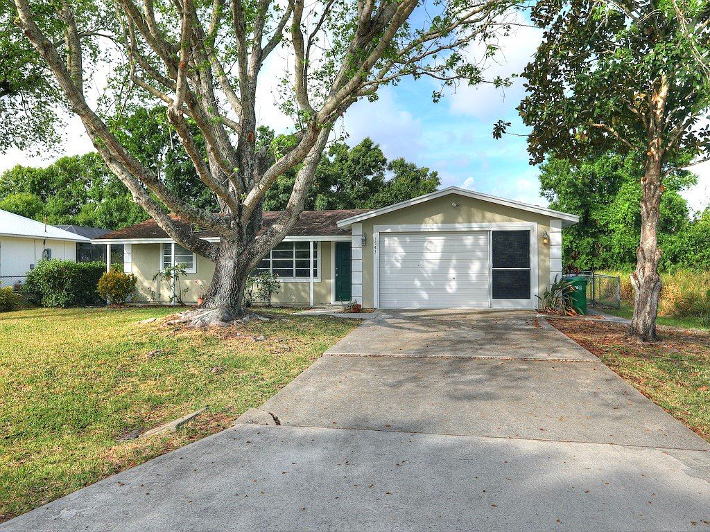 1543 Eastlake Ln, Sebastian, FL 32958 | MLS #272623 | Zillow