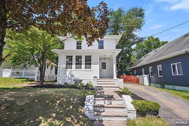 145 Henry St, Hasbrouck Heights, NJ 07604 | Zillow