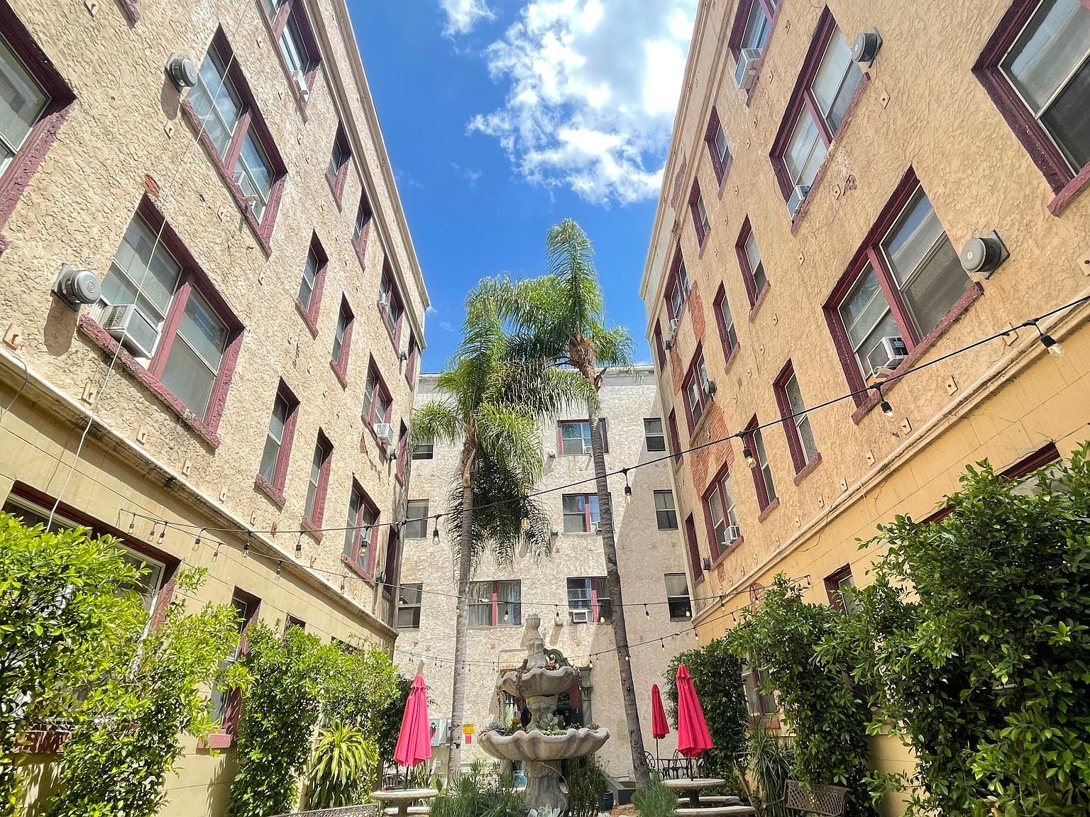 1746 N Cherokee Ave #51AC1D31E, Los Angeles, CA 90028 | Zillow