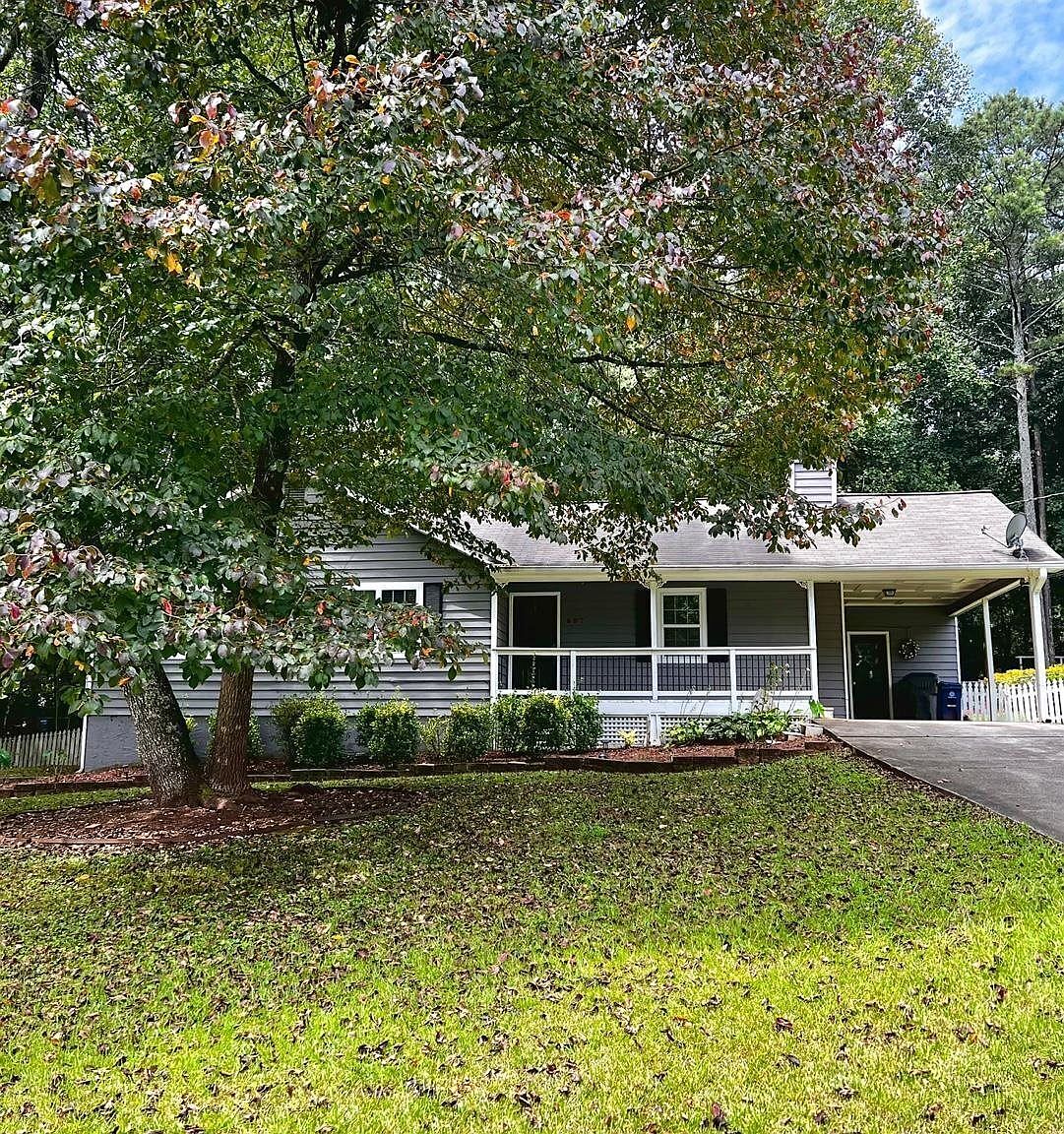 697 Regina Ct, Lawrenceville, GA 30043 | MLS #10191672 | Zillow