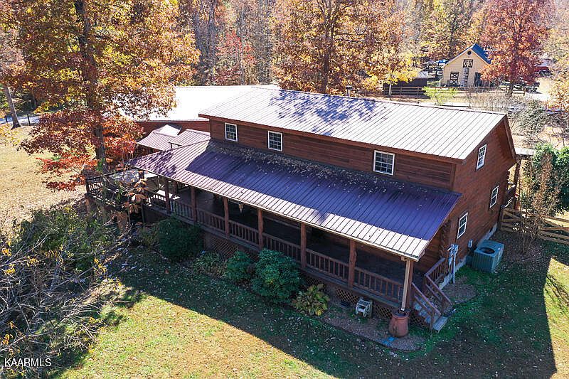 250 Briar Point Rd, Allardt, TN 38504 | MLS #1219182 | Zillow