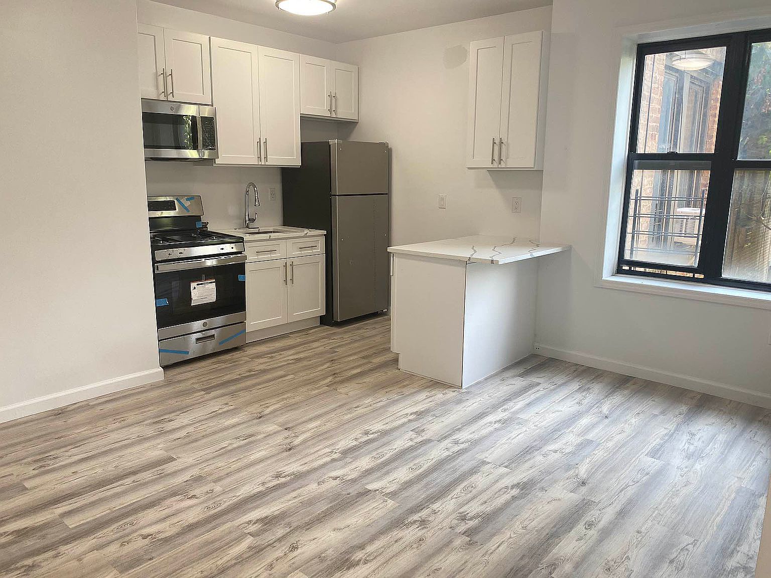 2 Sickles St APT D6, New York, NY 10040 | Zillow