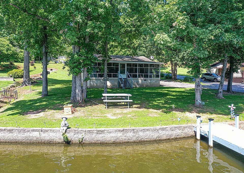 321 Pineland Shores Cir, Cross Hill, SC 29332 | Zillow