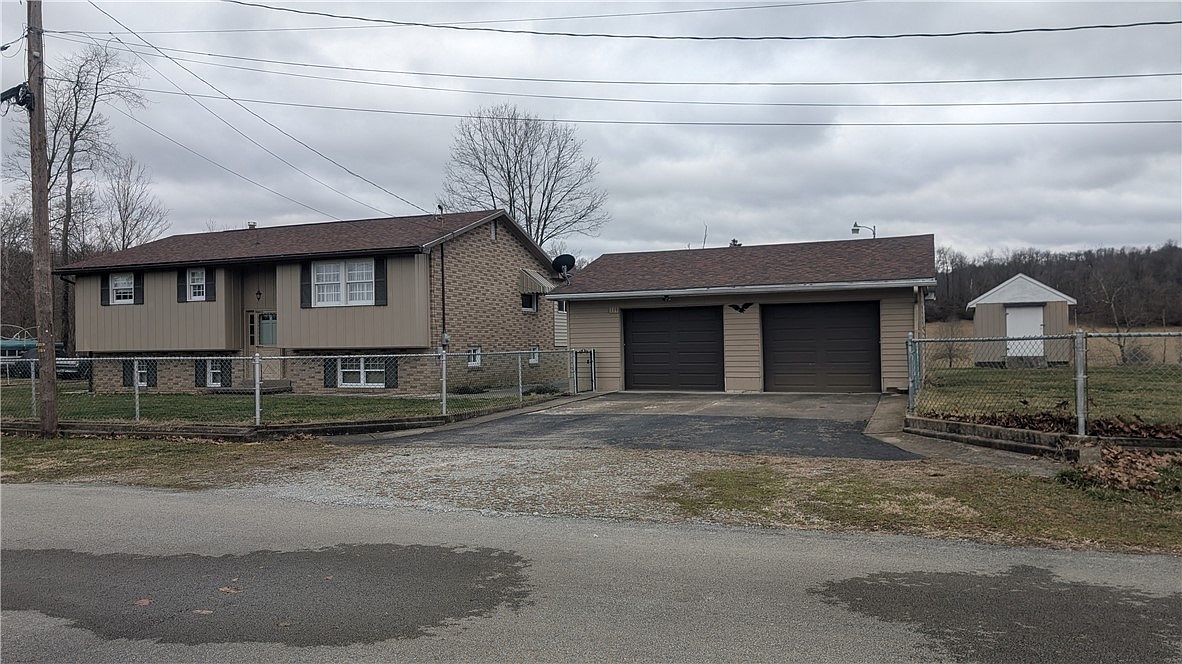139 Maple Rd E, Clarksville, PA 15322 | Zillow