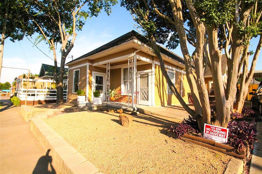 412 W 7th St, Dallas, TX 75208 | Zillow