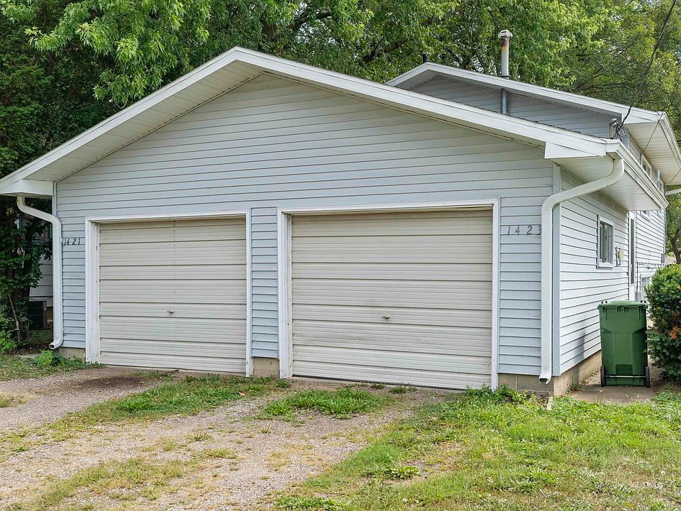 1421-1423 Huntington Rd, Waterloo, IA 50701 | Zillow