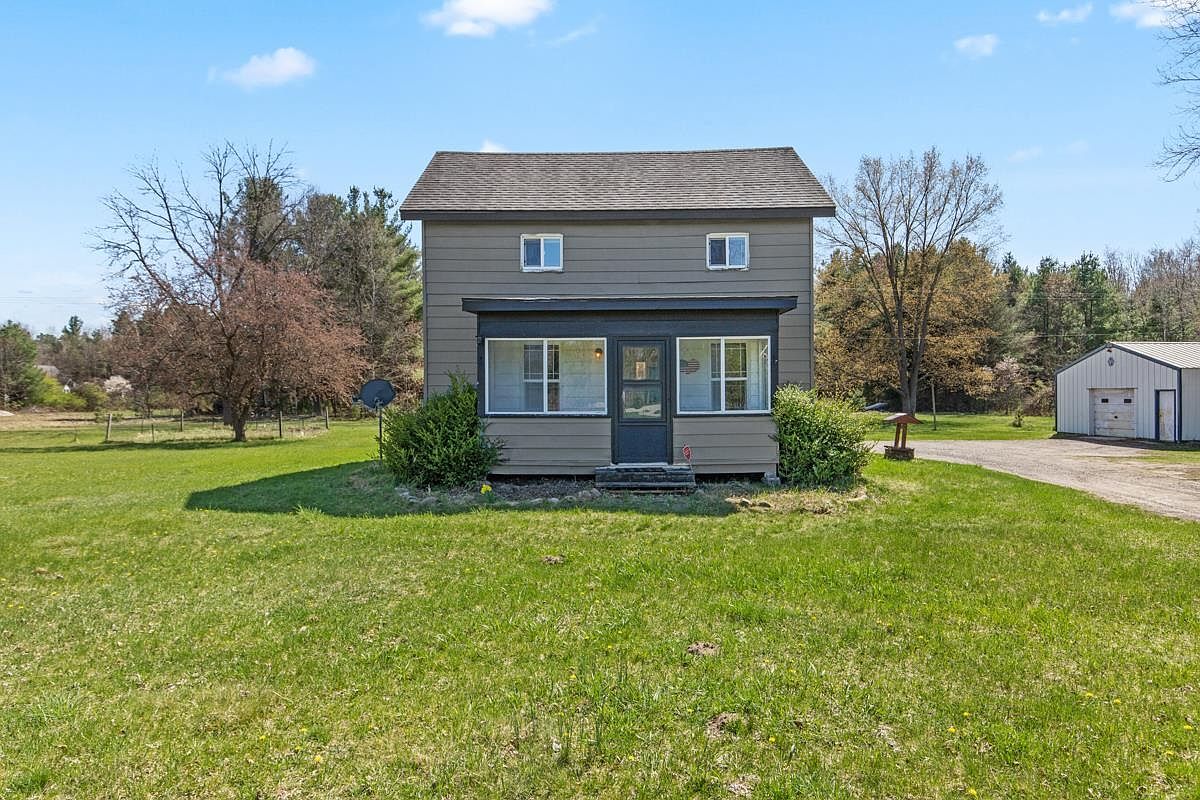 20305 W Howard City Edmore Rd, Howard City, MI 49329 [Price Cut $5,100 ...