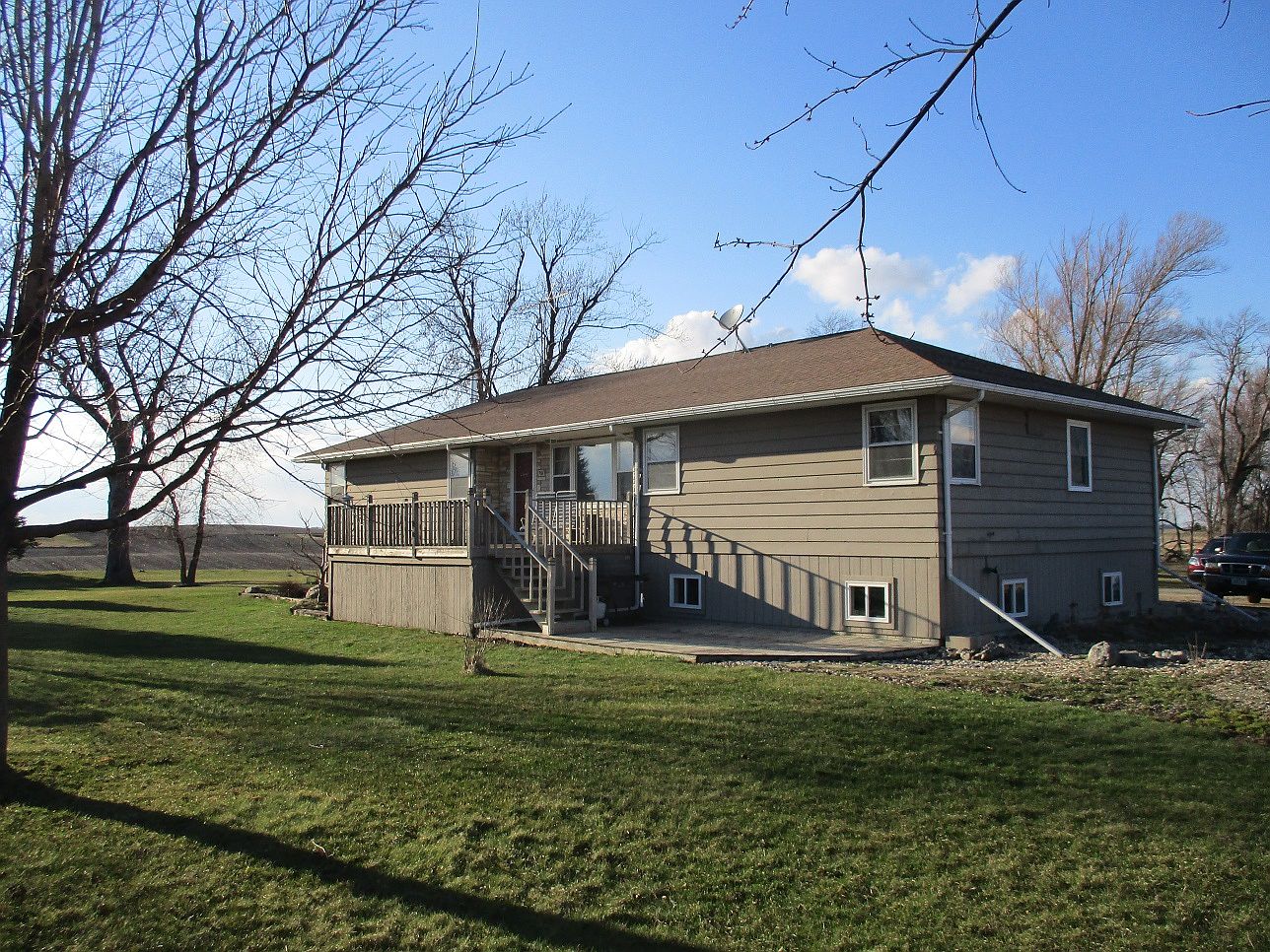 41491 160th Ave, Leland, IA 50453 | Zillow