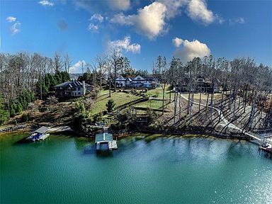3023 Lake Keowee Ln, Seneca, SC 29672 | Zillow