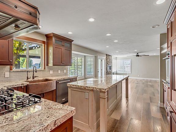 158 E Shepard Ln, Kaysville, UT 84037 | MLS #2035076 | Zillow