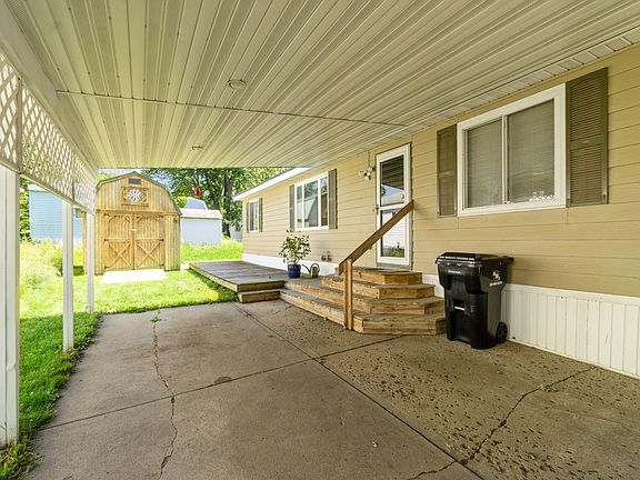120 Donna Ave, Berwick, IA 50032 | MLS #3002955 | Zillow