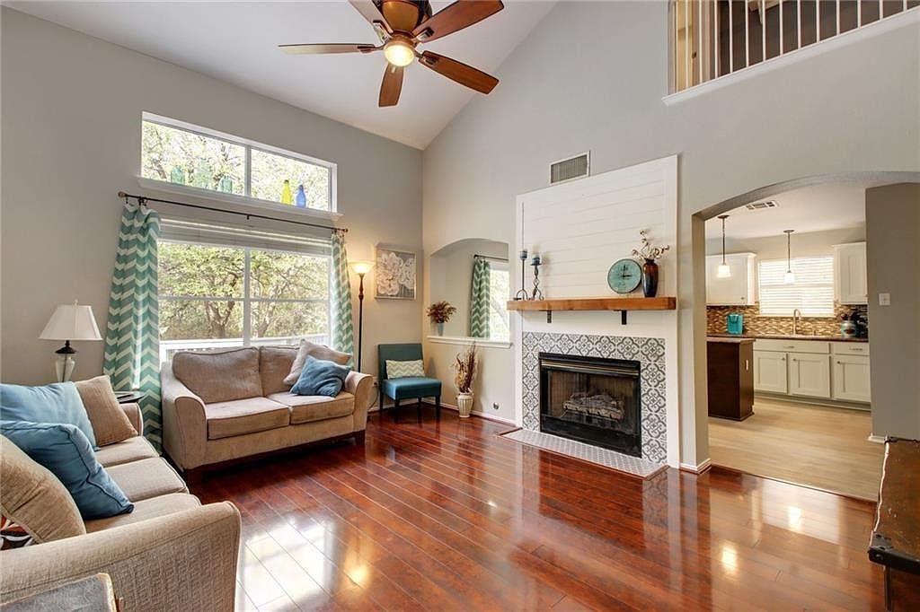 1462 David Curry Dr, Round Rock, TX 78664 | Zillow