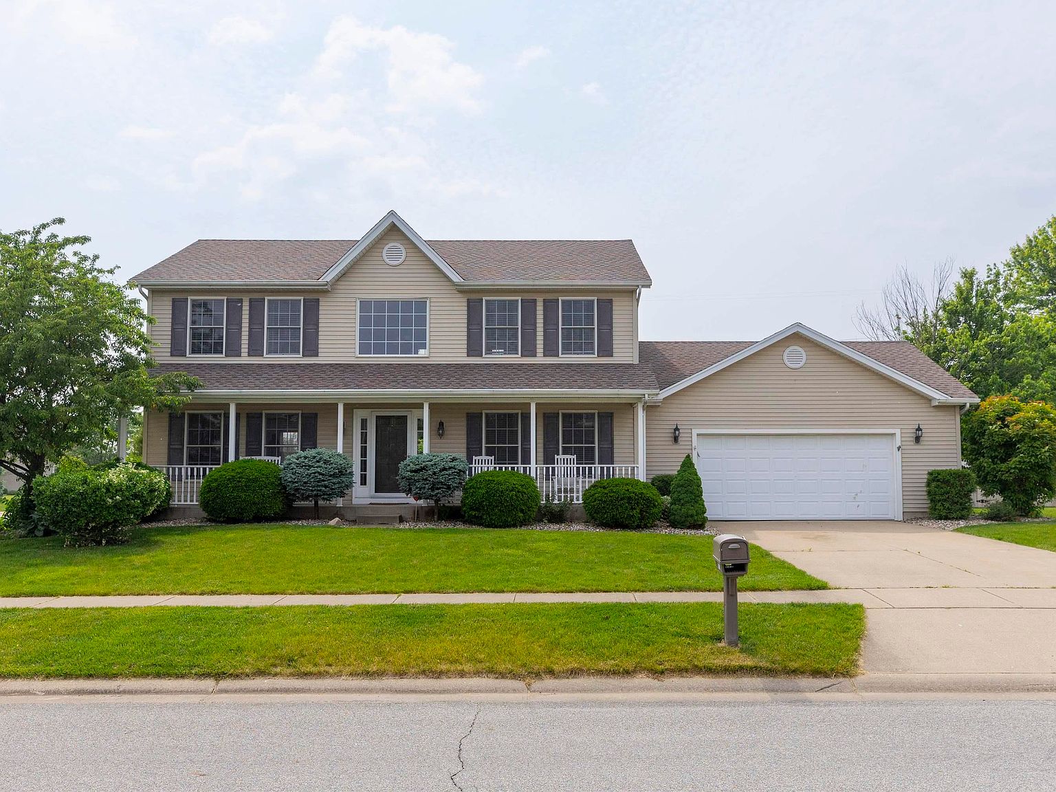51239 Kendallwood Dr, Granger, IN 46530 | Zillow