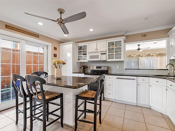 2903 Preston Ln, Merrick, NY 11566 | Zillow