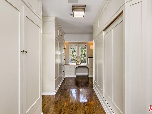 4053 Woking Way, Los Angeles, CA 90027 | Zillow