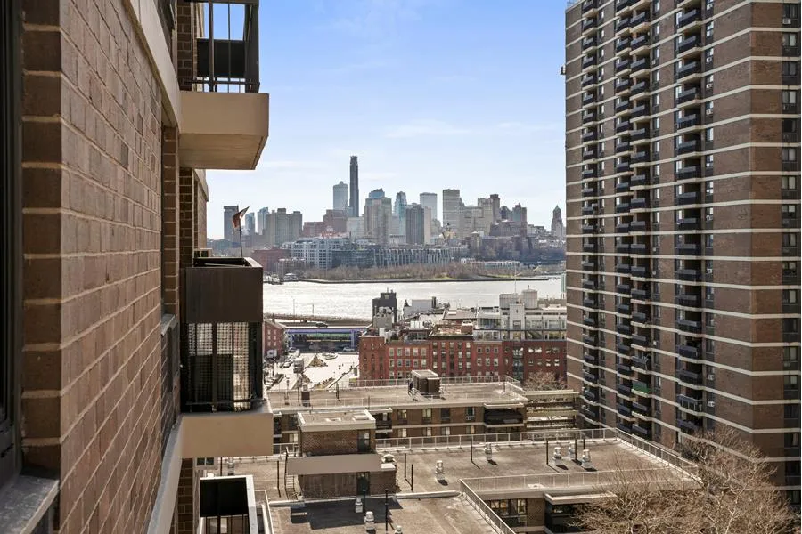 90 Gold Street #15A in Fulton/Seaport, Manhattan | StreetEasy
