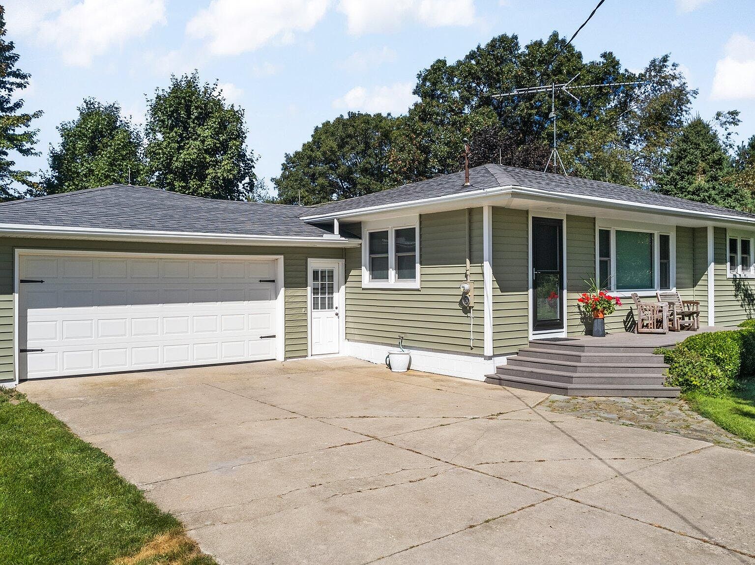 8310 Chelsea Manchester Rd, Manchester, MI 48158 | Zillow