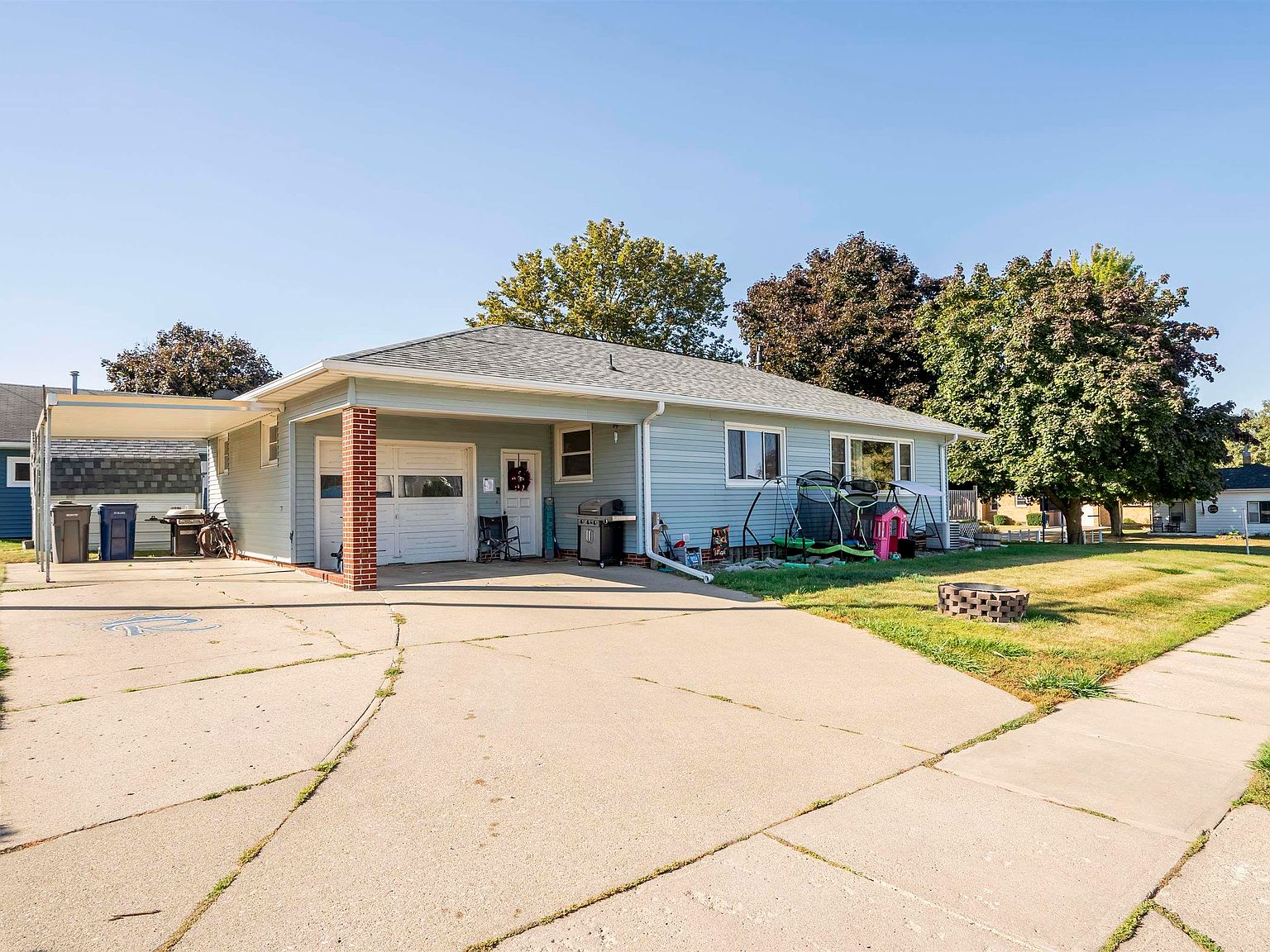 401 S Washington St, Remsen, IA 51050 | Zillow