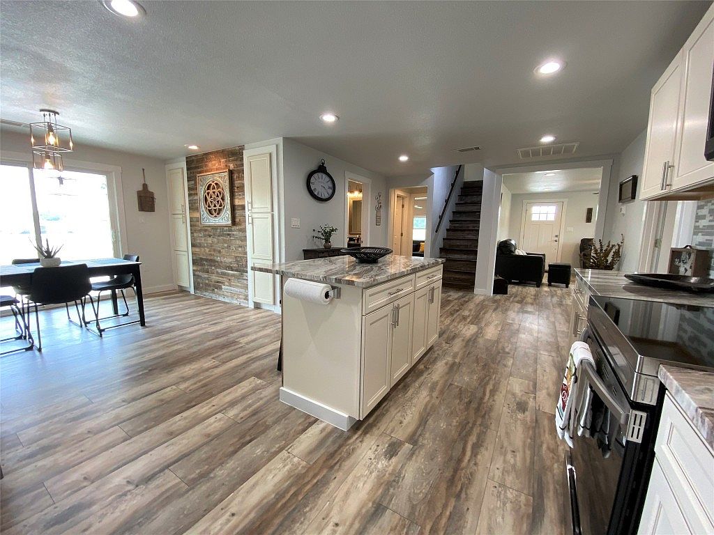 402 S Riggins St, Anna, TX 75409 | Zillow