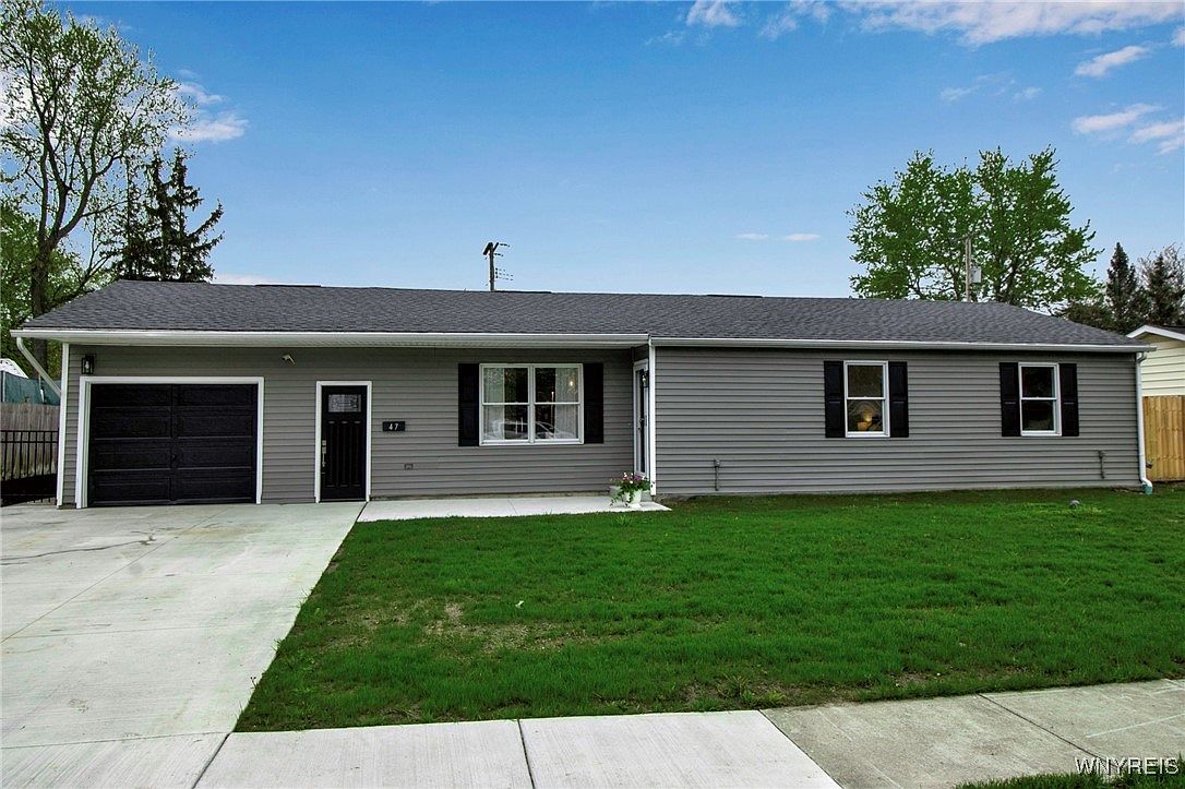 47 Donna Ct, Depew, NY 14043 | Zillow