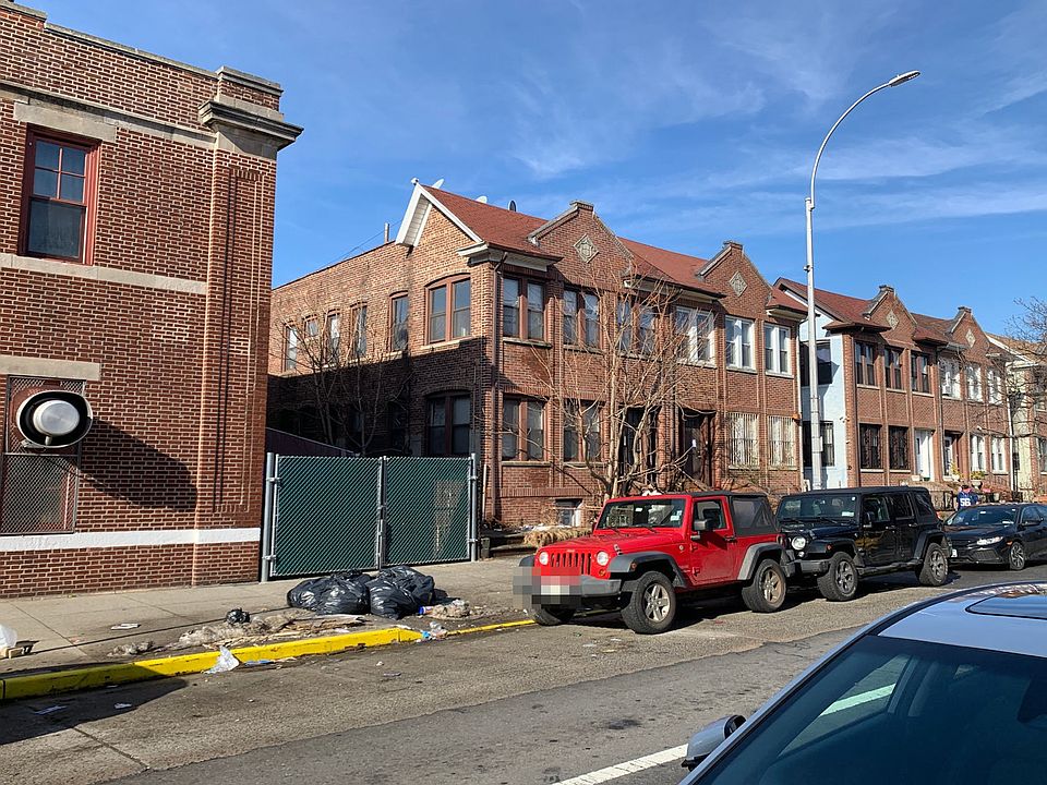 32-60 82nd St, East Elmhurst, NY 11370 | Zillow