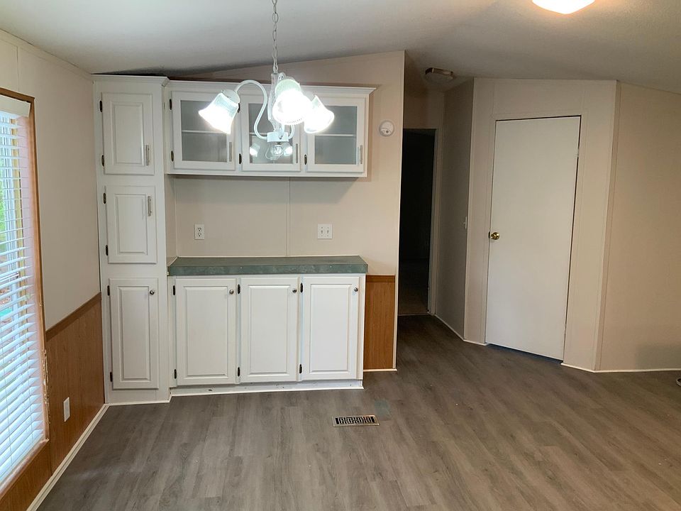 274 Longhorn Valley Dr, Livingston, TX 77351 | Zillow