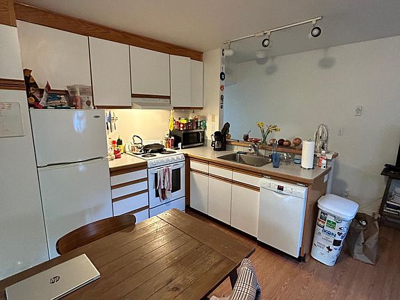 2216 Minor Ave E #2216C, Seattle, WA 98102 | Zillow