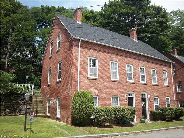 201 Yantic St, Norwich, CT 06360 | Zillow