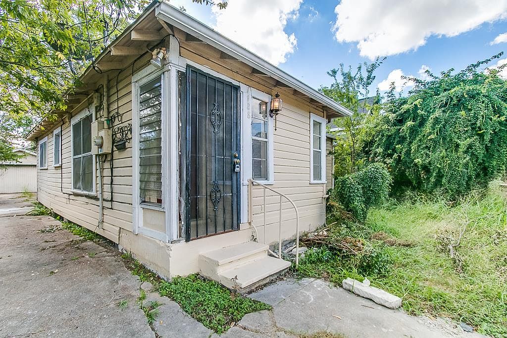 1428 E 36th St, Houston, TX 77022 | Zillow