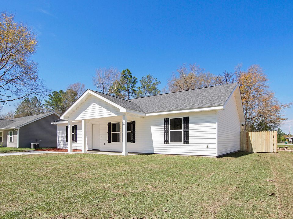 20 Country Blvd, Defuniak Springs, FL 32433 | Zillow