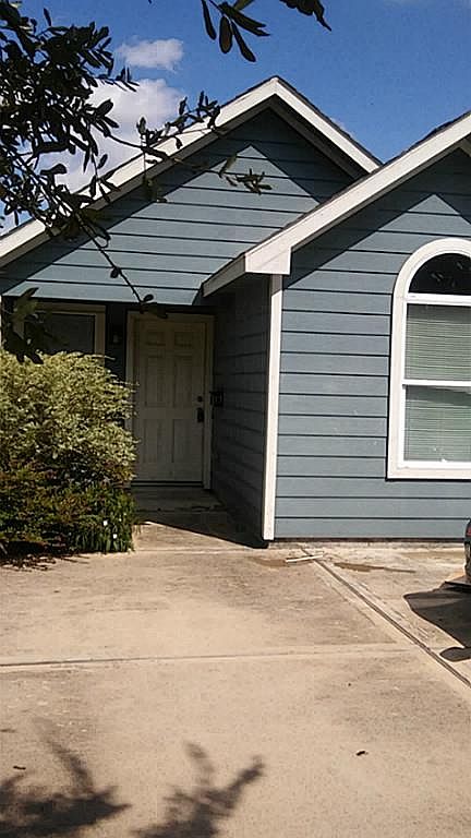 2112 Davis St UNIT B, Houston, TX 77026 | Zillow