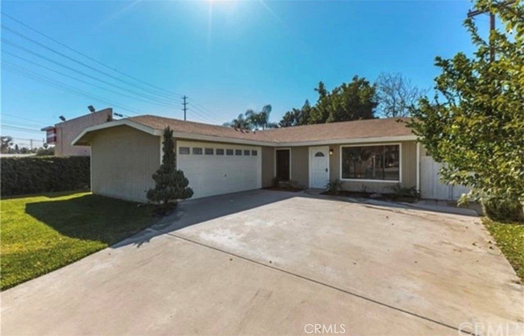3816 Lofton Pl, Riverside, CA 92501 | Zillow