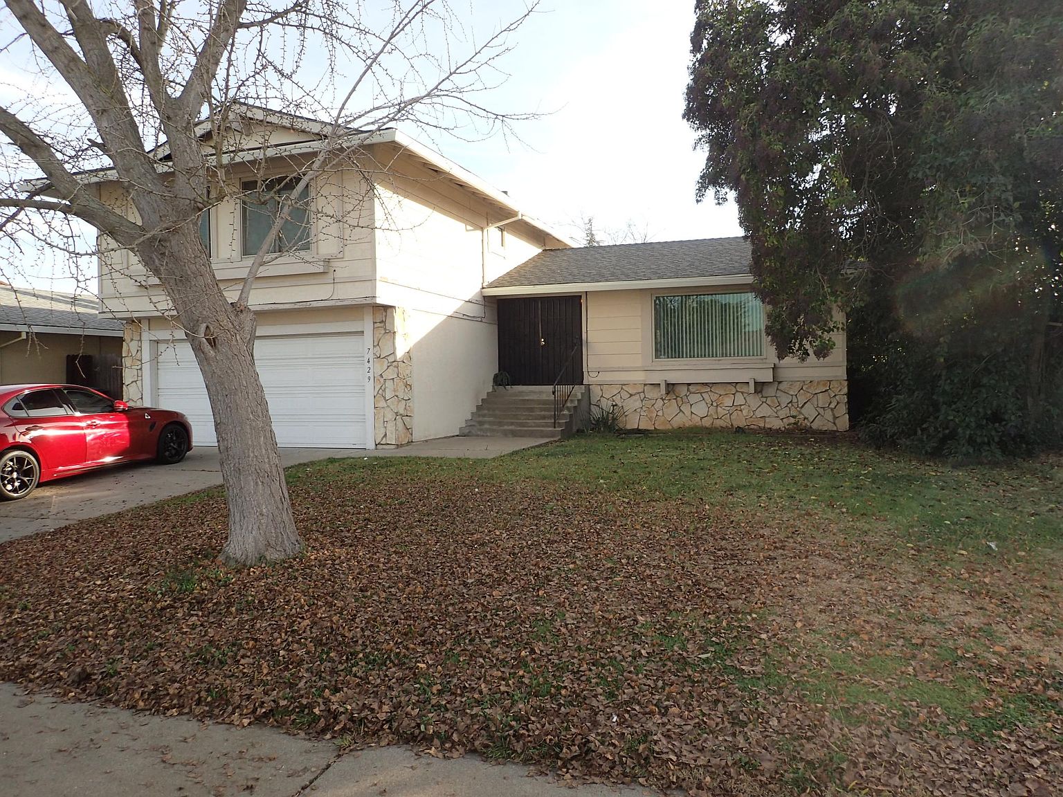 7429 Winnett Way, Sacramento, CA 95823 | Zillow