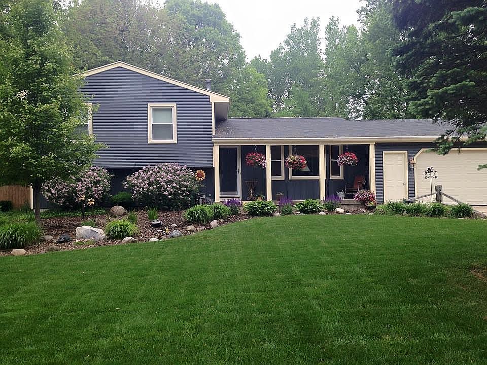 6623 Rix St SE, Ada, MI 49301 | Zillow